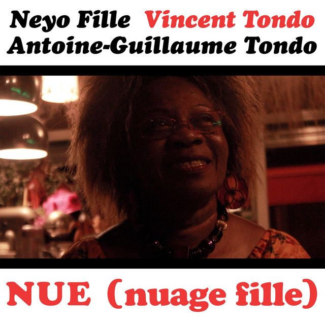 Nue (nuage fille)