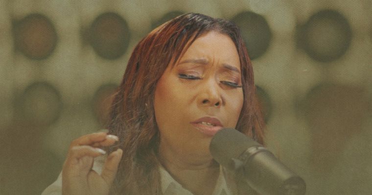 Isabelle Valdez - Ante El Toque De Tu Gloria (Acústico)