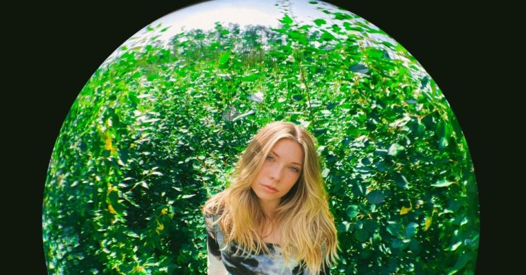 August EP - Laur Elle